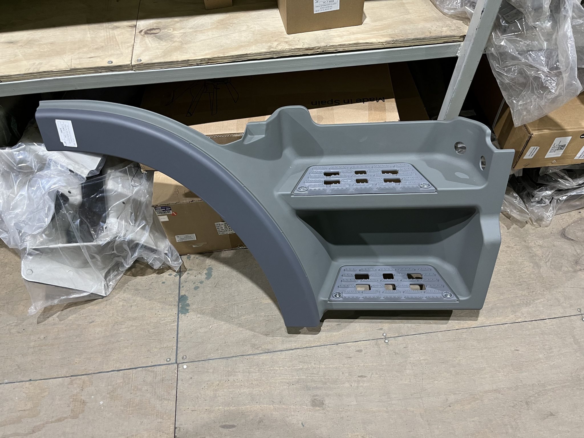 ACCESO DERECHO ACTROS COMPLETO CON PLACAS HCT - Importadora de ...