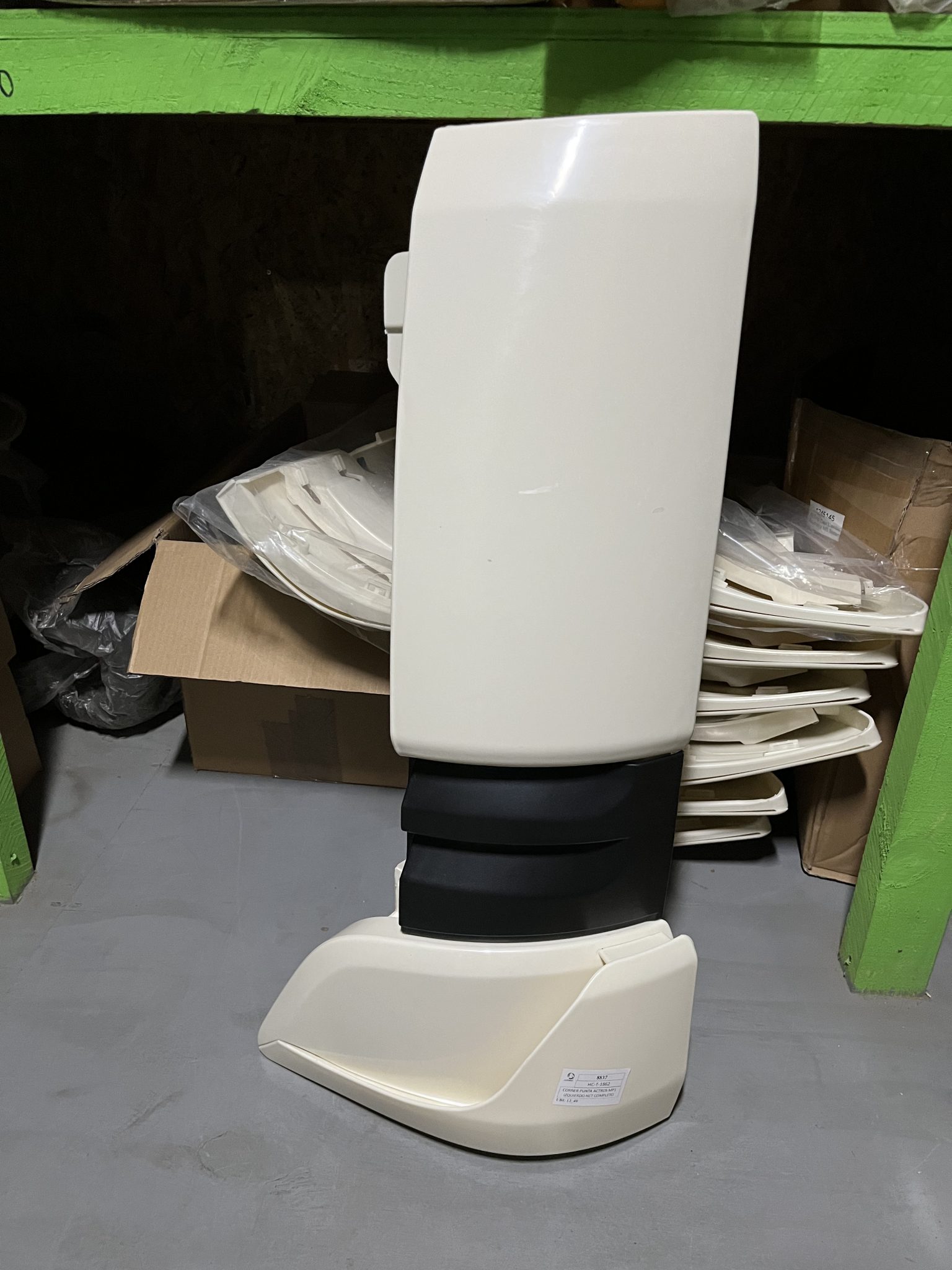 CORNER PUNTA ACTROS MP1 IZQUIERDO COMPLETO HCT - Importadora de ...